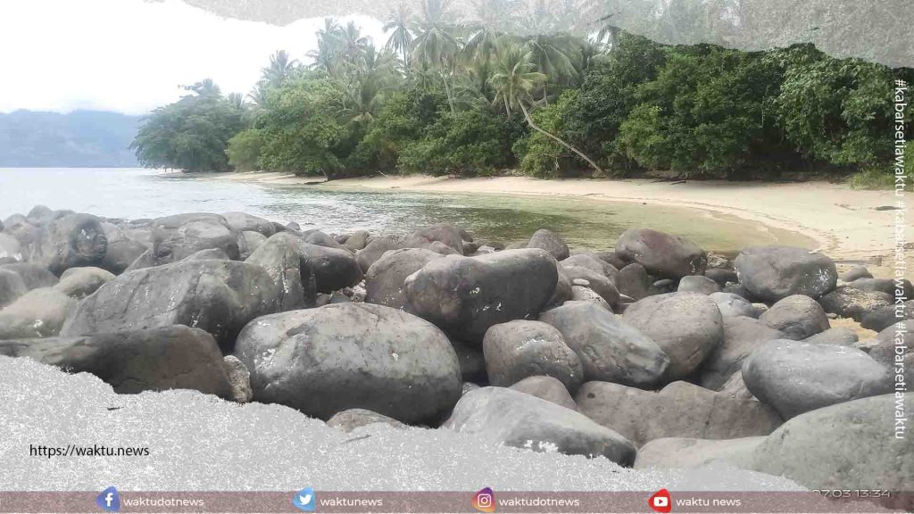 Keindahan Pantai Batu Itang, Bisa Jadi Objek Wisata Andalan Boltim ...